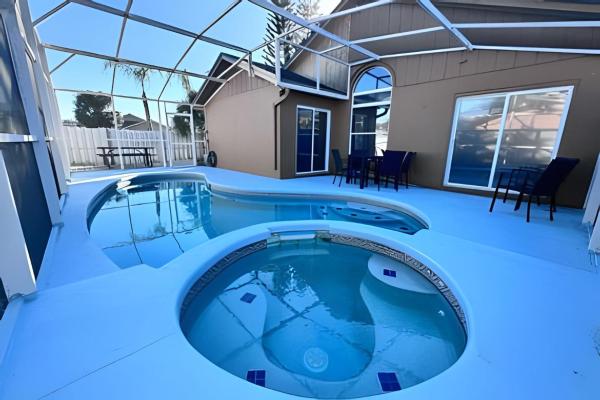 Corner Lot Pool Home Central Located Near Disney - Orlando, FL