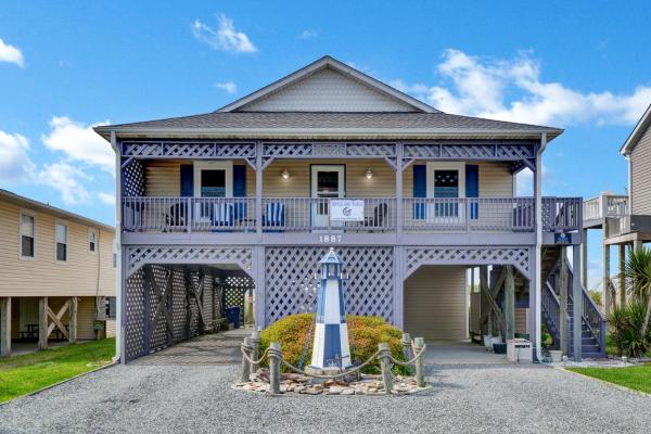 Waves & Wings - North Topsail Beach, NC