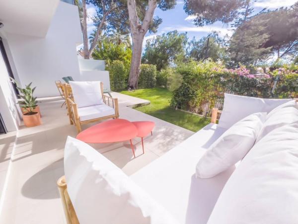Ground Floor With Garden In The Golden Mile - Ojén