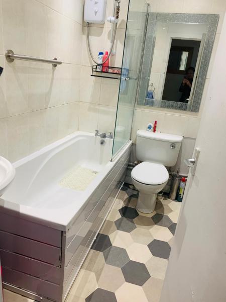 Town Centre Quiet Twin Room - Ardrossan, UK