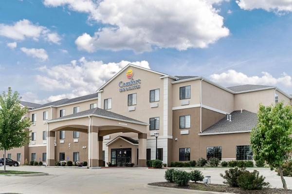Comfort Inn & Suites Lawrence - University Area - Lawrence, KS