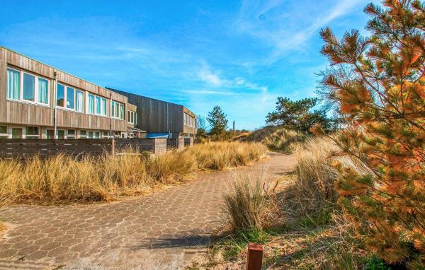 Beautiful Apartment In Schiermonnikoog - Schiermonnikoog