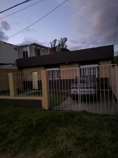 Oasis-hermosa Casa Ubicada En La Entrada De Villa San Lorenzo - Argentine