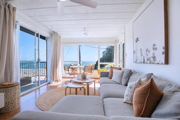 Azure Kirra - Chic Beachfront Living In Coolangatta - Coolangatta