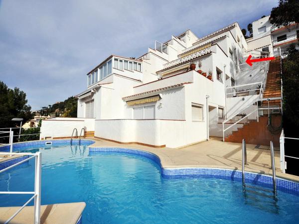 Apartment In Roses With Sea Views & Pool - Roses