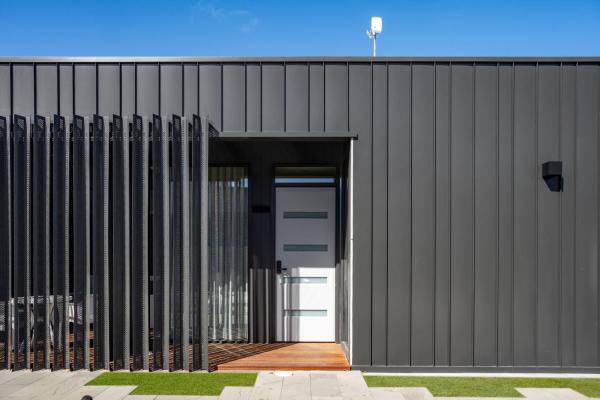 Pod Two - Luxurious 1 King Bedroom - Mount Gambier