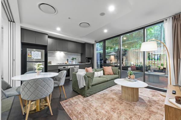 Bright And Cozy 2br Apt With Pool, Gym And Parking! - Brisbane