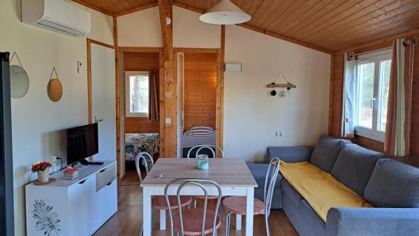 Chalet Climatisé 2 Chambres Piscine Chauffée - Agde