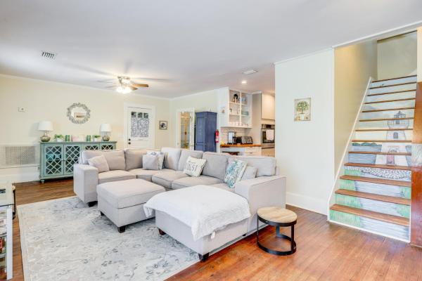 Walkable Home With Porch In Dtwn St Marys! - Crooked River State Park, St Marys