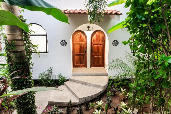 King Bed, Kitchen, Saltwater Pool, Fast Wifi, Air Conditioning - Flor At Casa Calavera - Riviera Nayarit