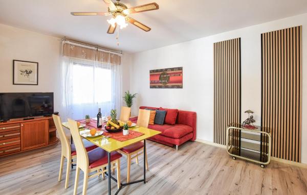 1 Bedroom Lovely Apartment In Grado - Grado