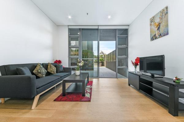 Ashfield 1brstudy Room Huge Balcony Sleeps 4 - Ryde