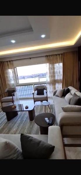 Deluxe Direct Nile Apartment - Cairo