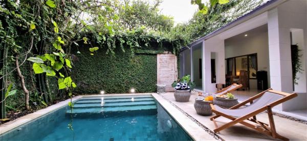 Tropical 2br Private Pool Villa In Central Seminyak - Seminyak