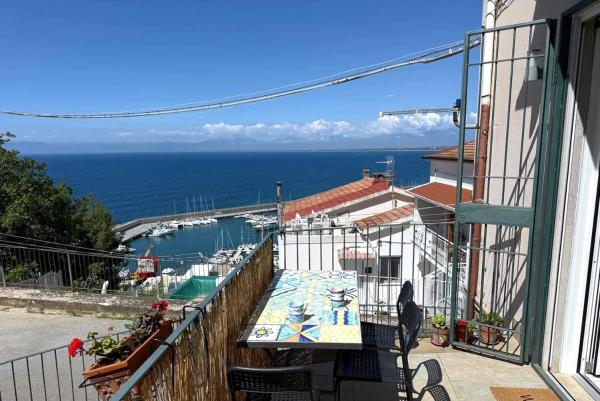 Panoramic On Port Near Center "The Beach And The Cliff" 3 - Agropoli