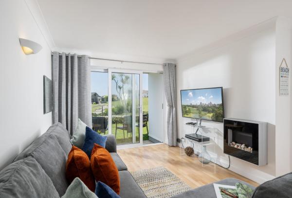 3 Europa Court In Mawgan Porth - Mawgan Porth