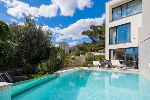 Luxury Villa Manera Bol With Heated Pool Near Zlatni Rat - Bol
