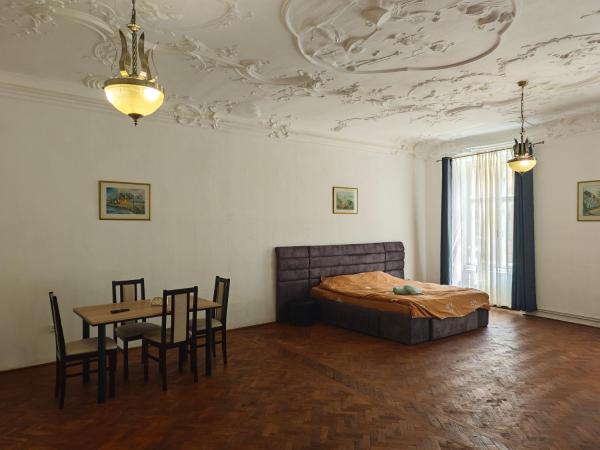 Clasic Studio Central - Brașov