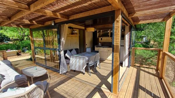 Lodge Premium Pique Poque - Spanien