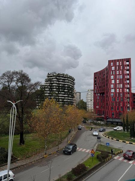 Fia - Forest View 2 Bedroom Apartment - Tirana