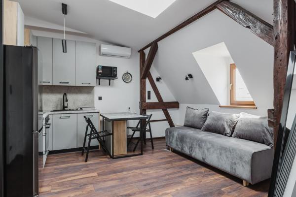 Rynek Jeżycki Roof Loft Apartment - Poznań