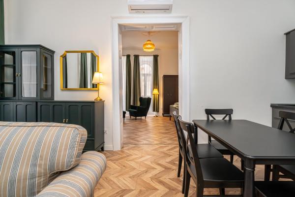 Gozsdu Court Pollack - Deluxe Apartment - Budapest