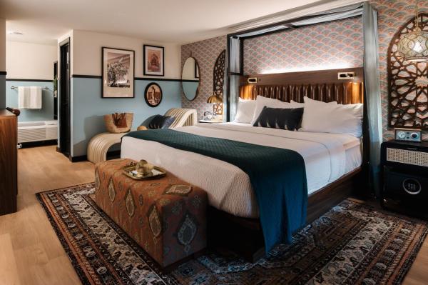 Uncommoner Hotel By Reverie Boutique Collection - Barnstable, MA