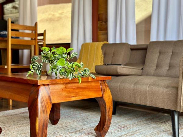 Tribu Bungalow 4 Centrally Located And Comfortable - La Fortuna