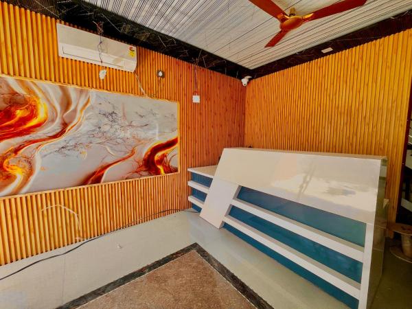 Mahadev Resort And Cafe Rishikesh !! Preferred Partner ! Near Laxman Jhulla ! Top Rated Property - Rishikesh