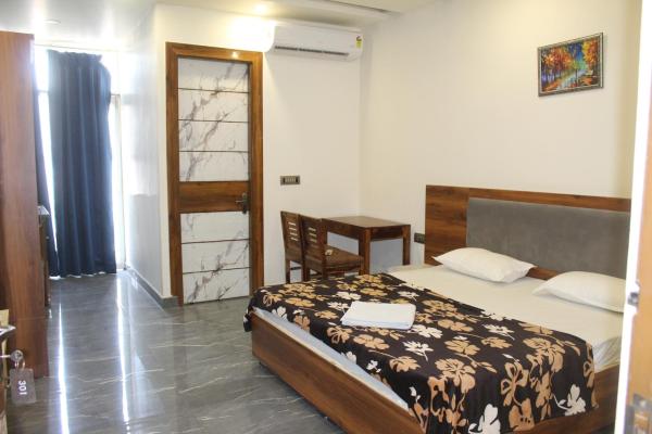 Radha Krishna Spiritual Stay - Vrindavan