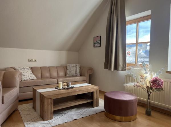 Hillside Home In The Heart Of Tamsweg, Perfect Retreat For A Cozy Stay In The Valley - Tamsweg