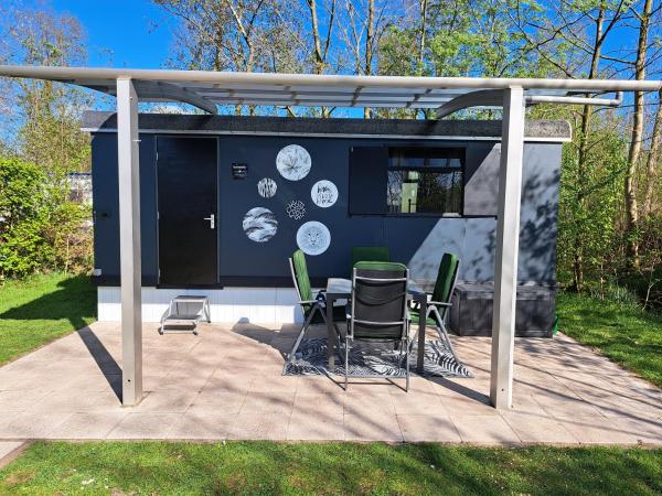 Camping De Zandhorst, Pipowagen Sunseeker - Netherlands