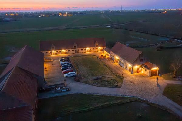 Holiday Home 'T Hof Der Witte Damen - United Kingdom