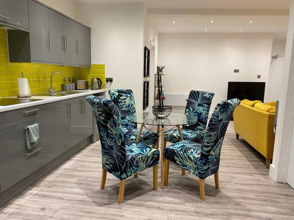 Bright & Cosy Retreat In Swansea - Swansea