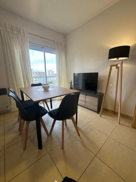 Cálido Y Céntrico Departamento 4 Opcional Cochera - Bahía Blanca