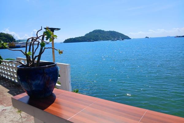 Water's Edge Resort , - Phuket