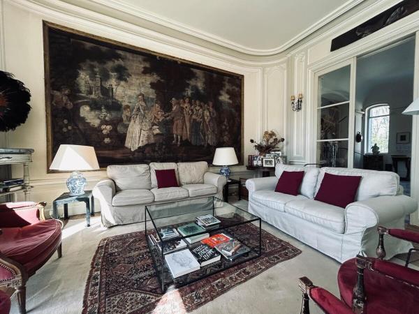 La Chaladrerie Grande Maison De Maître Avec Jardin - Reims