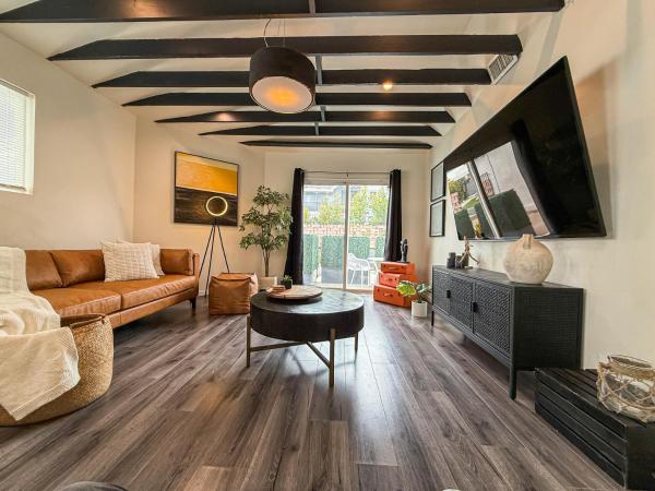 Perfect 1-br Spot Near Lax, Sofi And Forum - Mk2-lad - South Los Angeles - Los Angeles