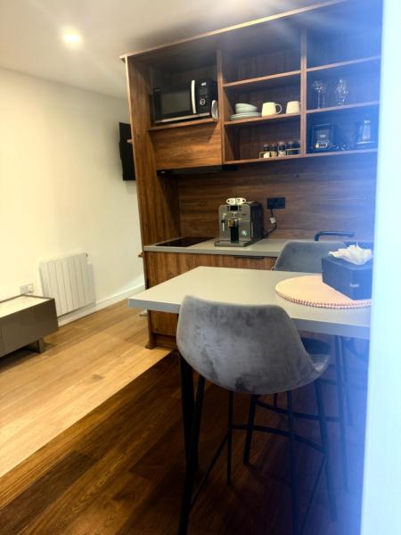 New Built Cosy Apartment Within Walking Distance Of Churchill Hospital - Oxford