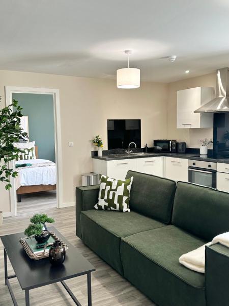 Southwood Place - Free Parking - Sleeps 4 - Bolton