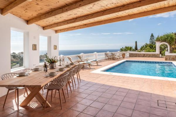 Retreat With Sea Views & Private Heated Pool! - Salobreña