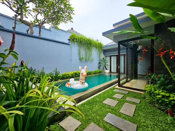 Seminyak Icon - By Karaniya Experience - Chse Certified - Bali