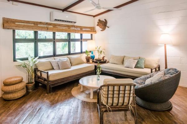 Sangley Nest Eco Home With Self-service Breakfast - Pet Friendly, Big Garden, Monkeys! - Subic
