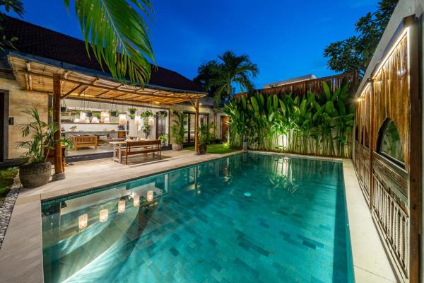 Villa Sarong 2 Chic 2br Boho Villa Prime Central Location - Kuta