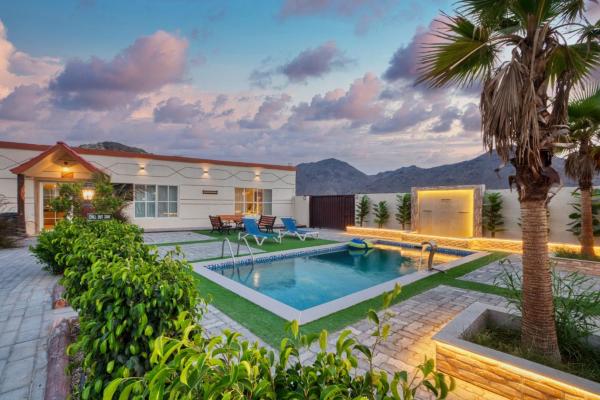 Private 4br Farmstay Mountain View Pool Bbq Kids Area - Verenigde Arabische Emiraten