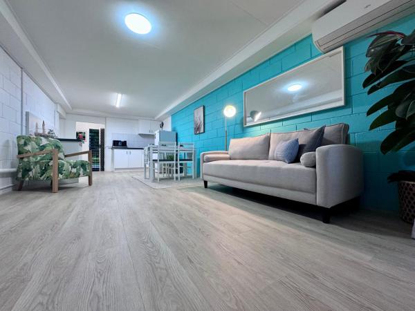 The Love Shack - Bribie Island