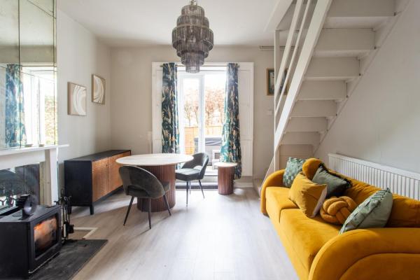 Cosy - Blandford Forum