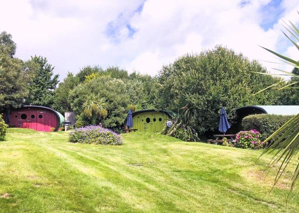 Atlantic Farm Surf Pods - Stratton
