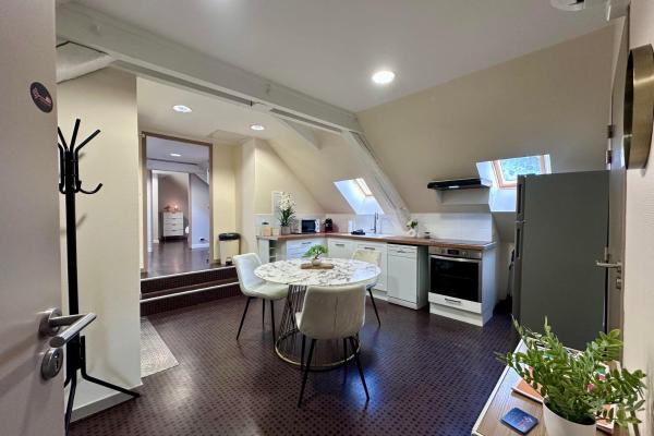 Casa Foch - T3 Pour 3 Personnes - Parking - Proche Hyper Centre - Brive-la-Gaillarde