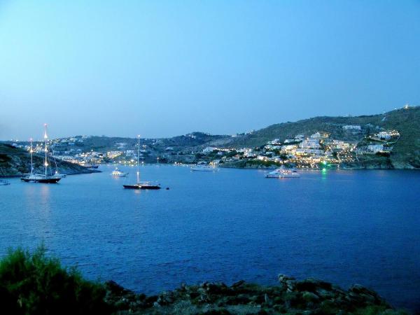 Mykonos Waterfront House Walk To Private Beach - Mykonos